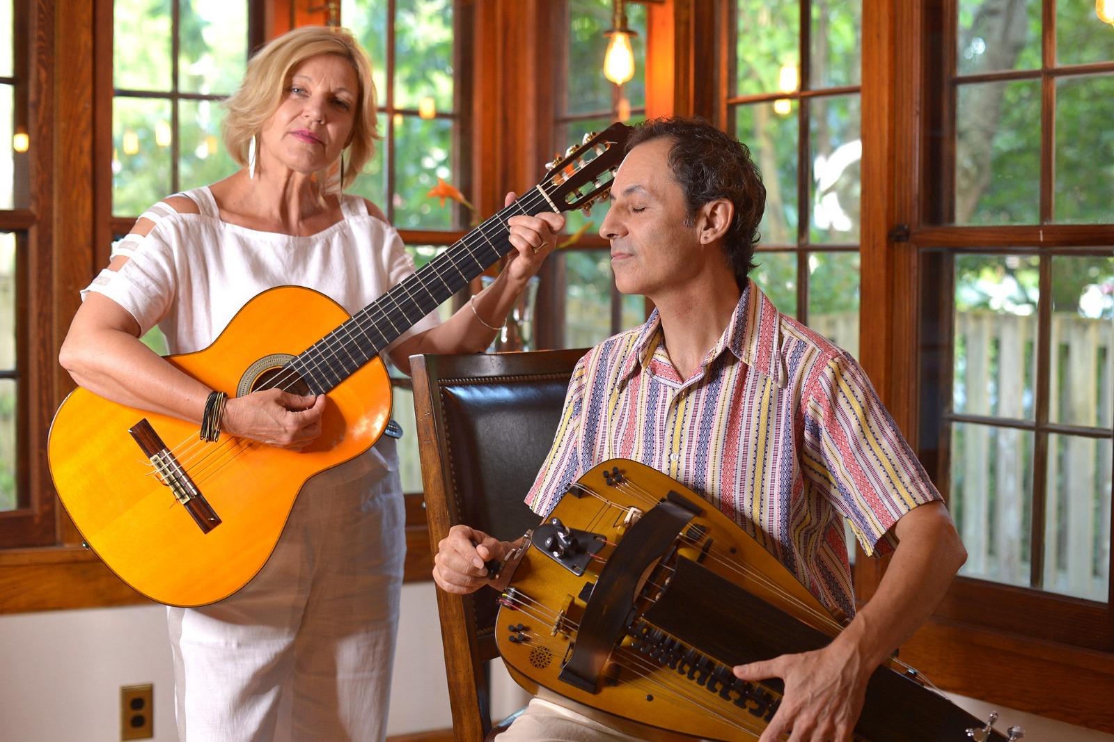Tomás Lozano – Singer, musician and scholar